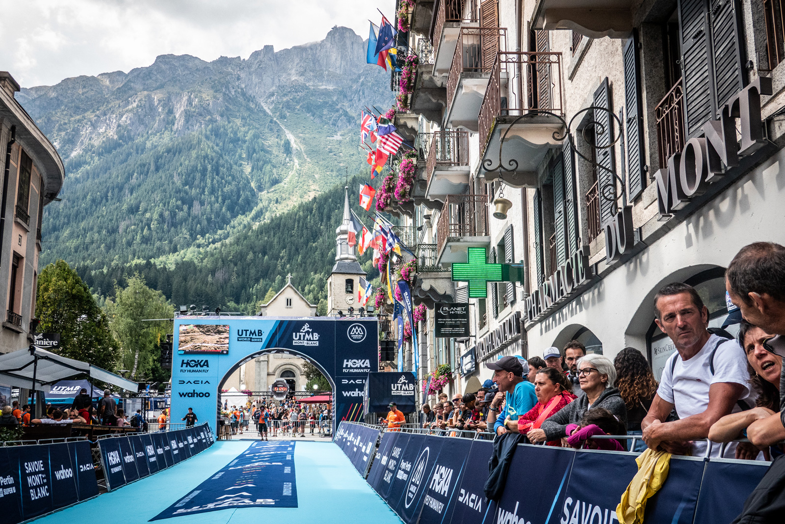 Visiting Chamonix during UTMB: A First-Timer’s Guide - Run the Alps